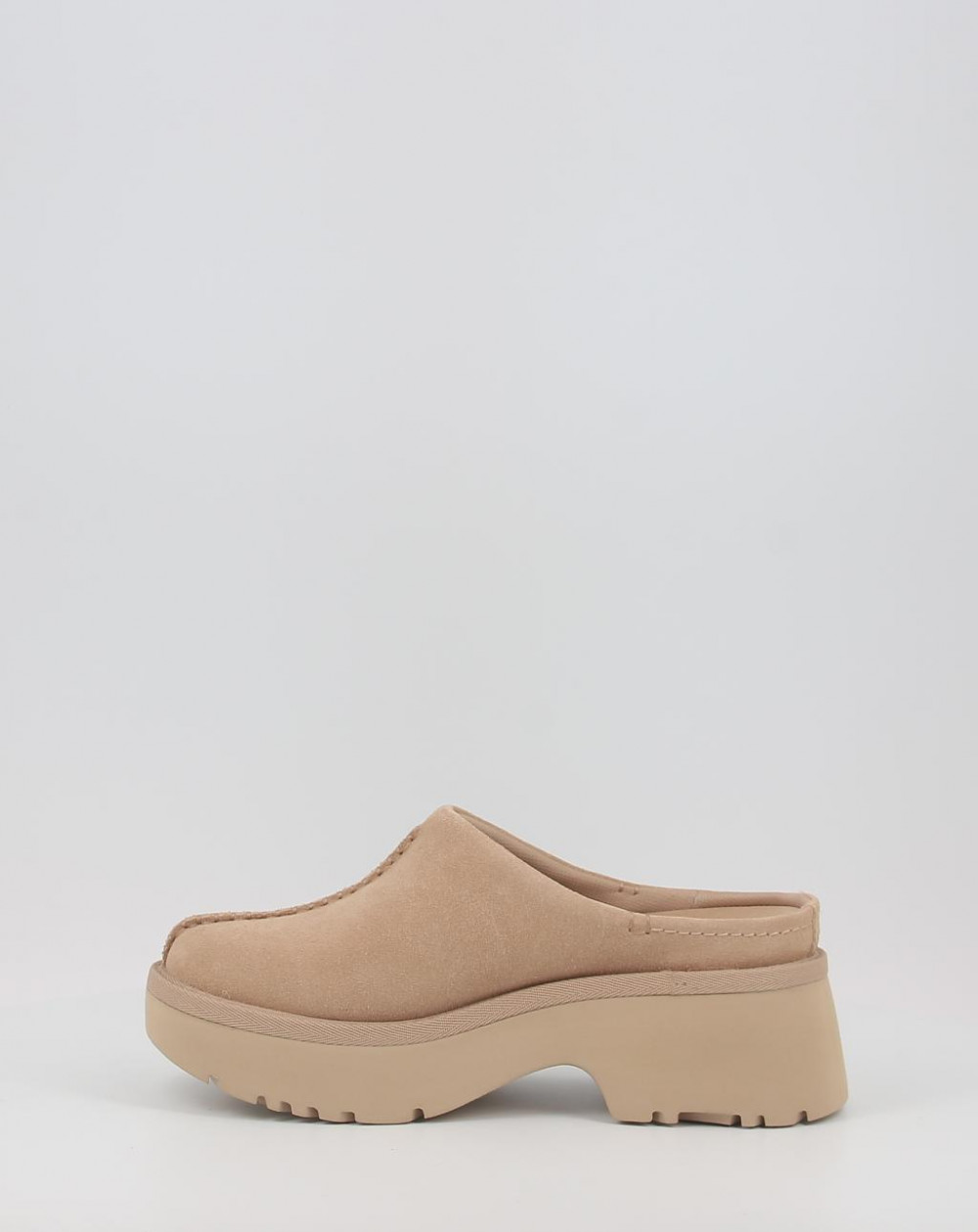 Mules Ugg SPRING COTTAGE CLOG SAND Beig. Zapatos Obi